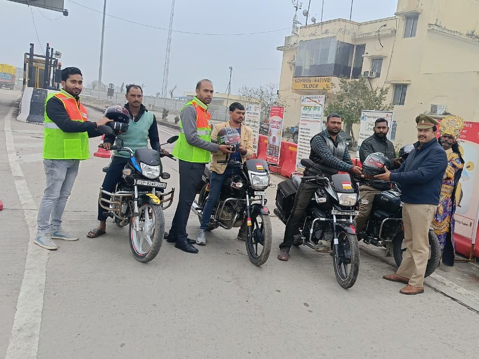 Etah Road Safety Drive: Yamraj Appeals for Helmets & Seatbelts