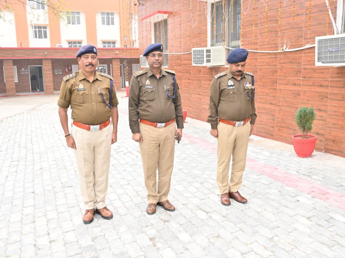 Ururi Police Office Shahid Divas: SP Dr. Durgesh Kumar Pays Tribute
