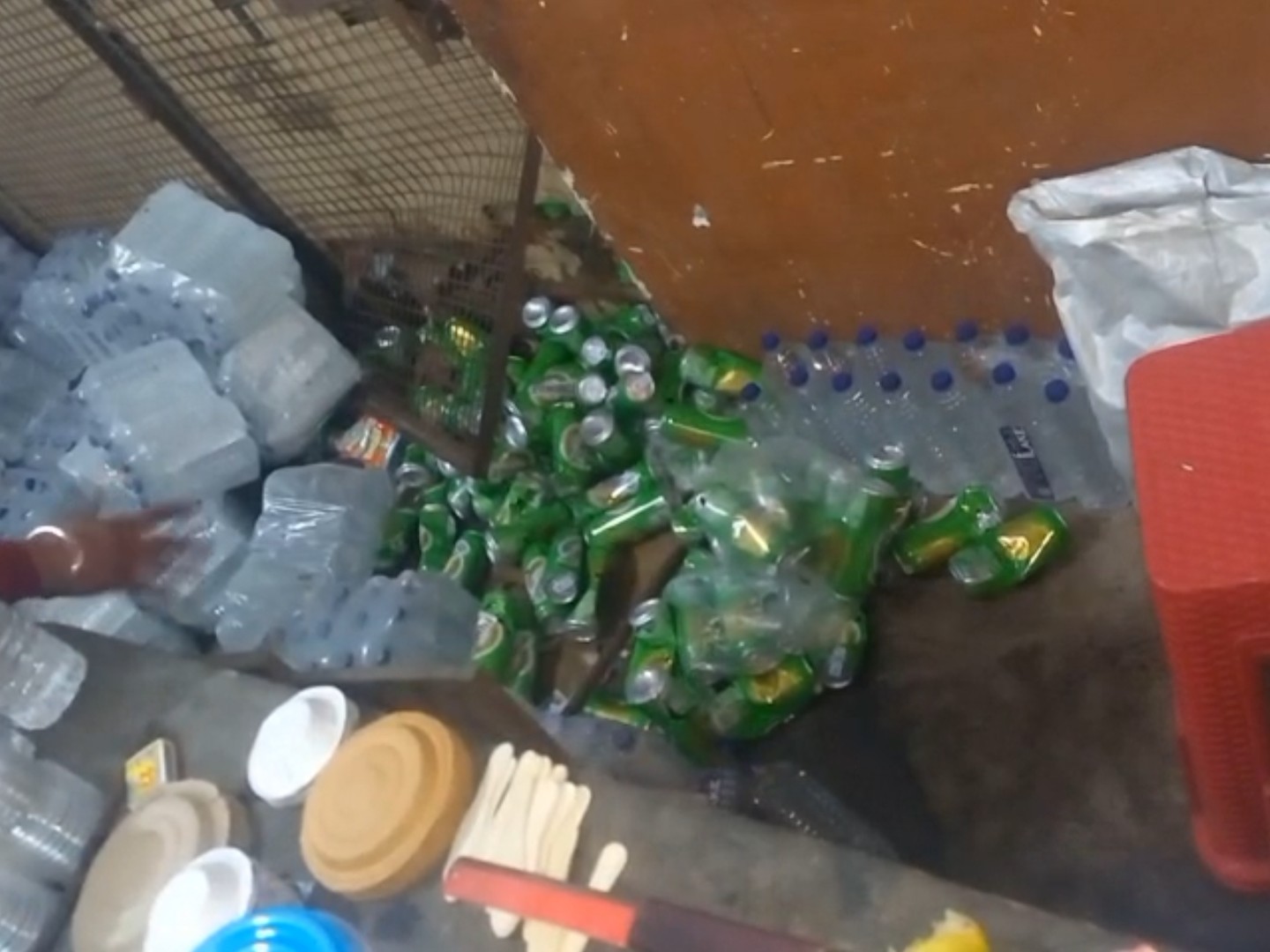 Firozabad Liquor Store Theft: Rs 4.5 Lakh Cash, Alcohol Stolen