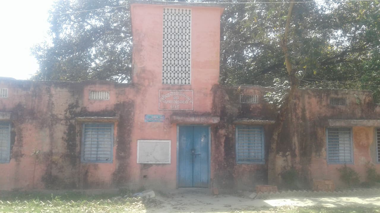 A 38-year-old hostel in Hasanpur awaits operation after years of ...