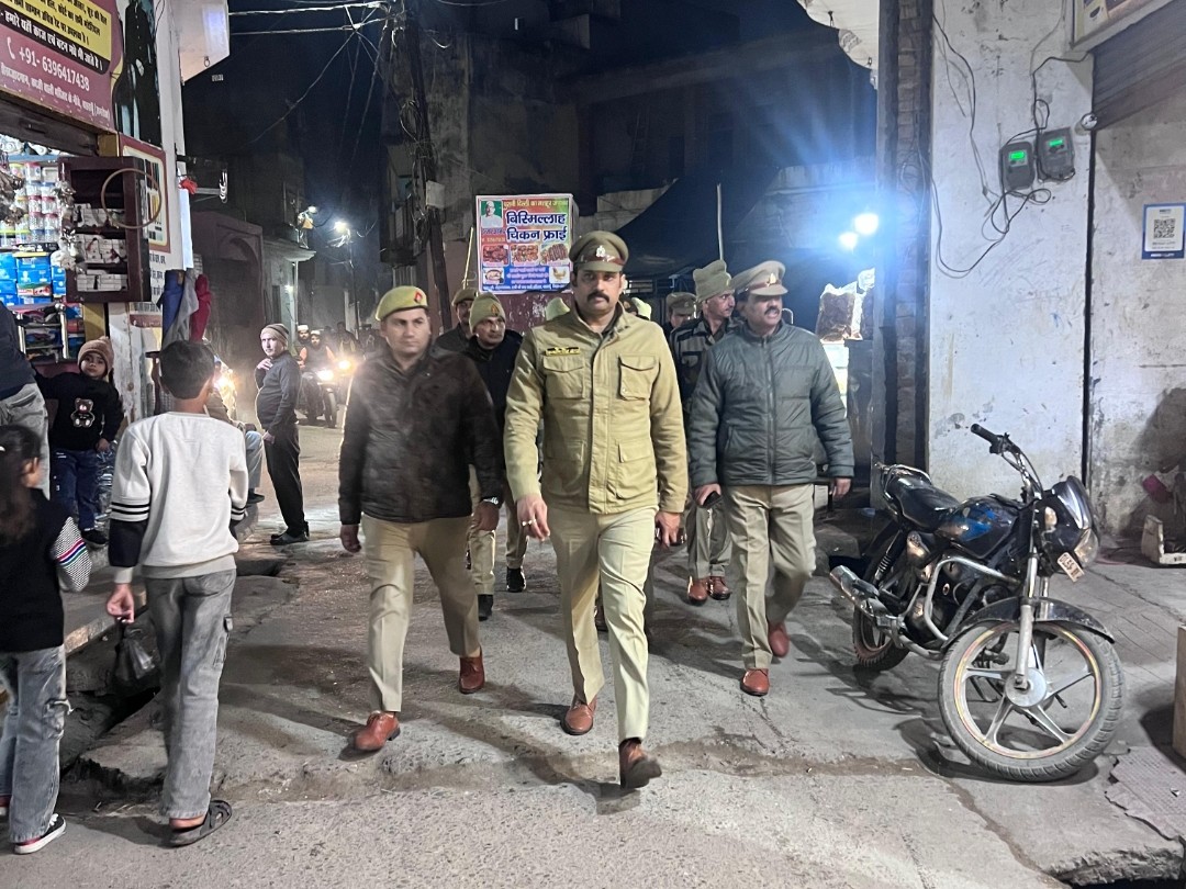 Bachhrayun Shab-e-Barat: Police Patrol by Kuldeep Tomar