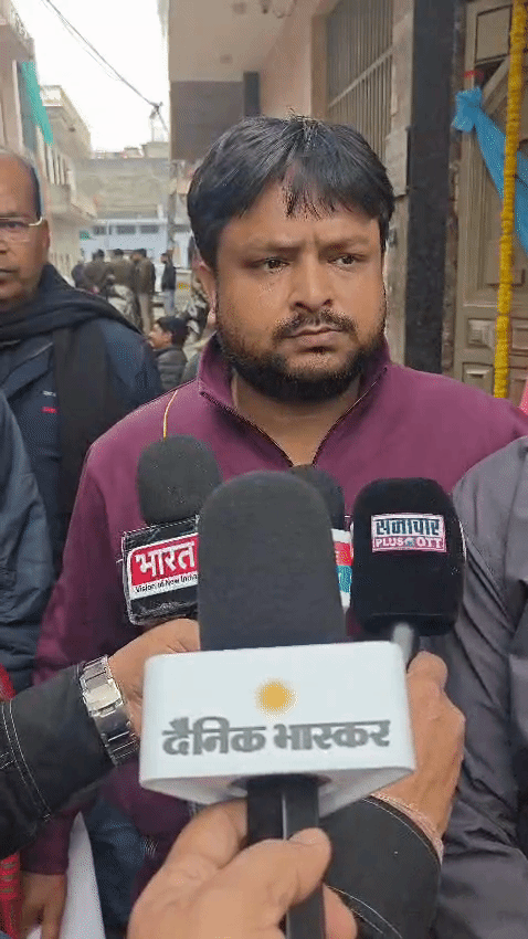 Agra Bulkeshwar Residents Forced Evacuation Over Dabangg Threat; Poster ...
