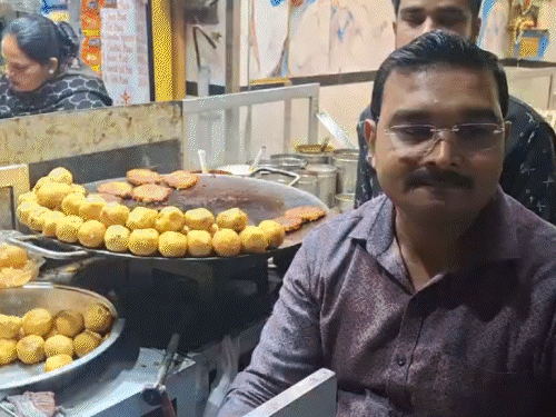 Varanasi Kachahri Golghar Market Pathway Problem | Online Complaint