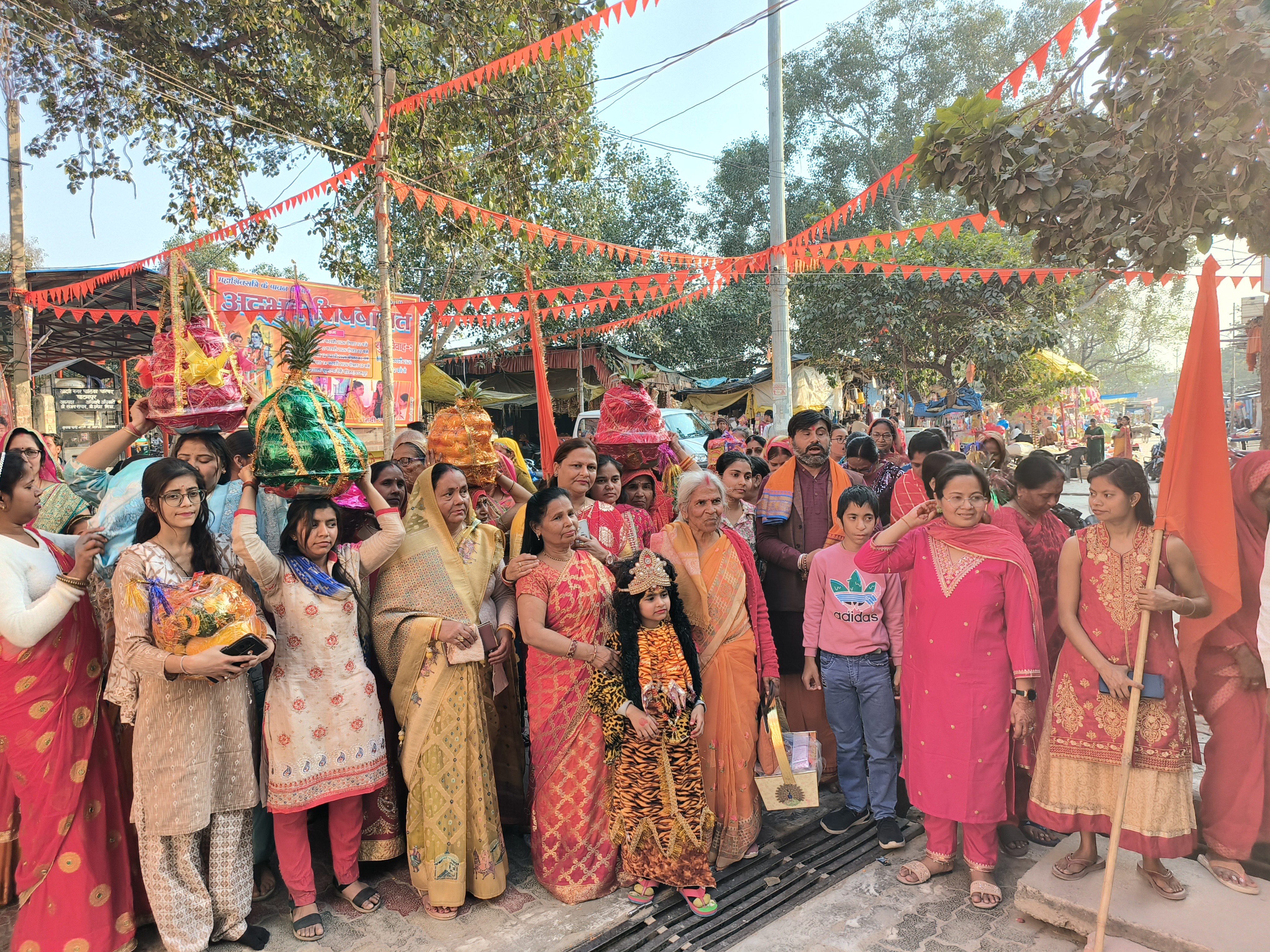 Ghatampur Shiv-Parvati Vivah: Parvati Godh Bharai Complete, Haldi Today ...