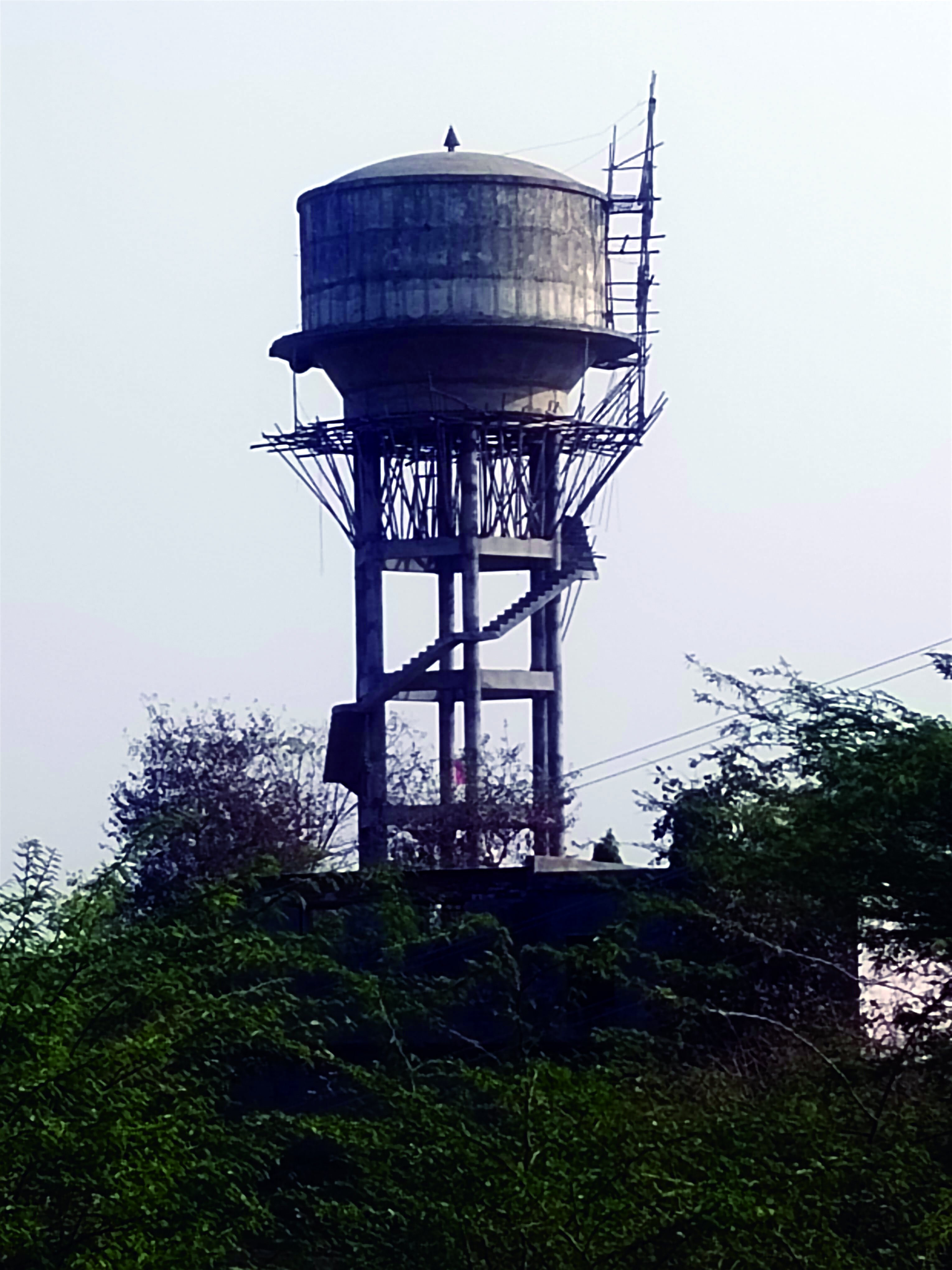 The water tank has become useless, it has not been filled for a year ...