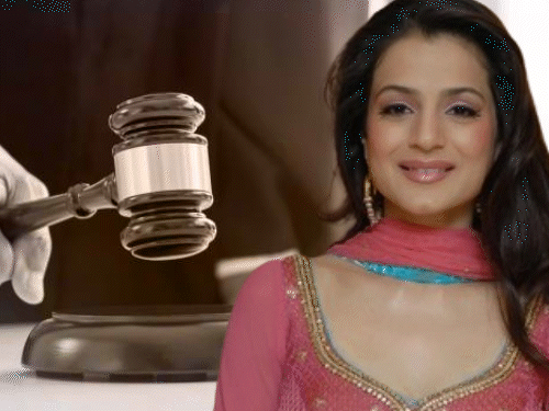 Amisha Patel Non-Bailable Warrant | Moradabad Event Manager Case