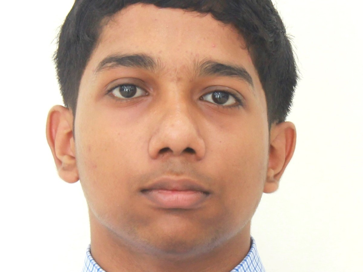 MB College Student Aryan Patel Scores 97.23 Percentile in JEE Main