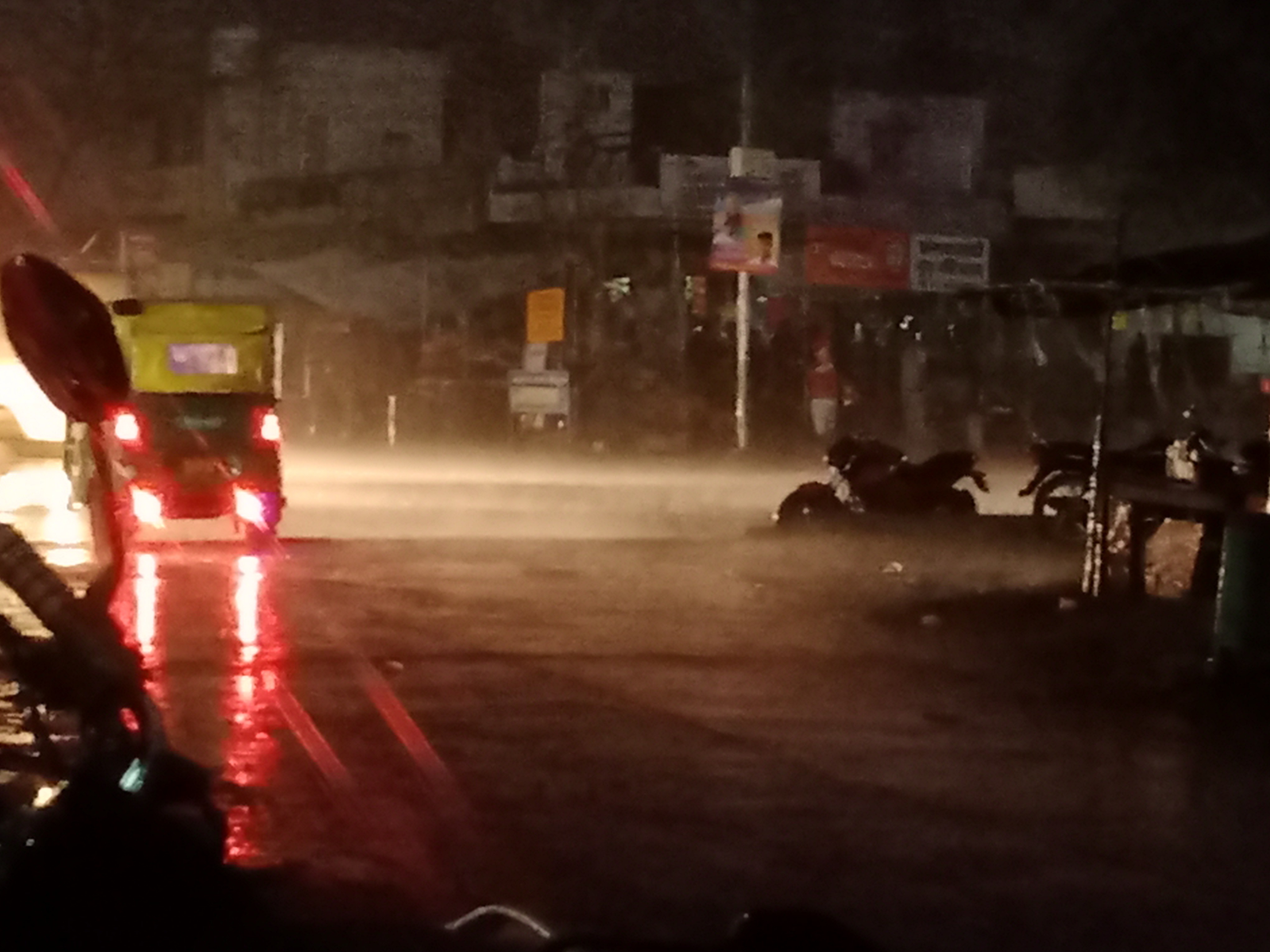 Churu Weather Alert | Cold Winds, Rain & Thunderstorm Due to Western ...