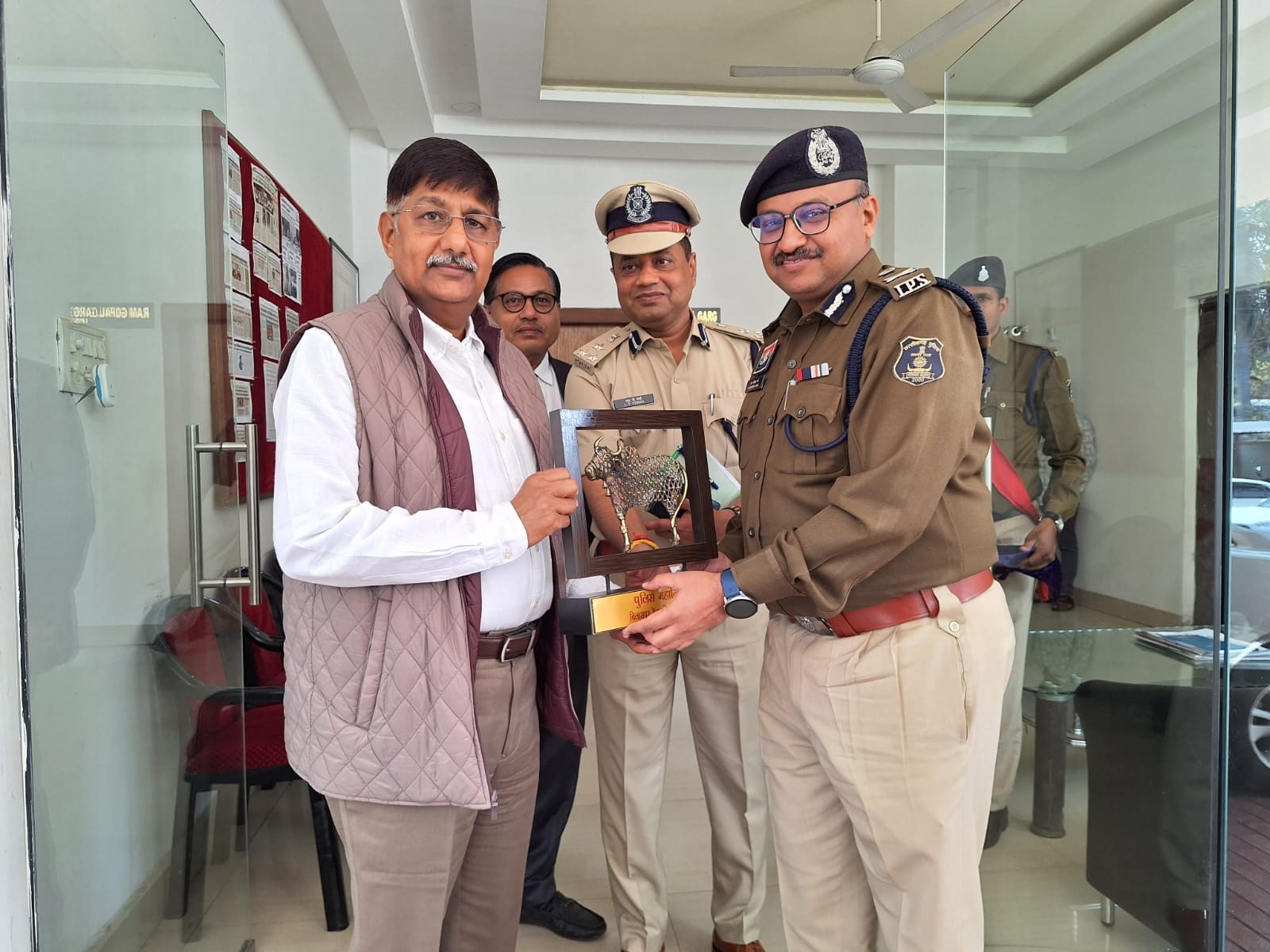Bilaspur Loot | DGP Arun Dev Gautam Meeting; Boost Patrol & Checking