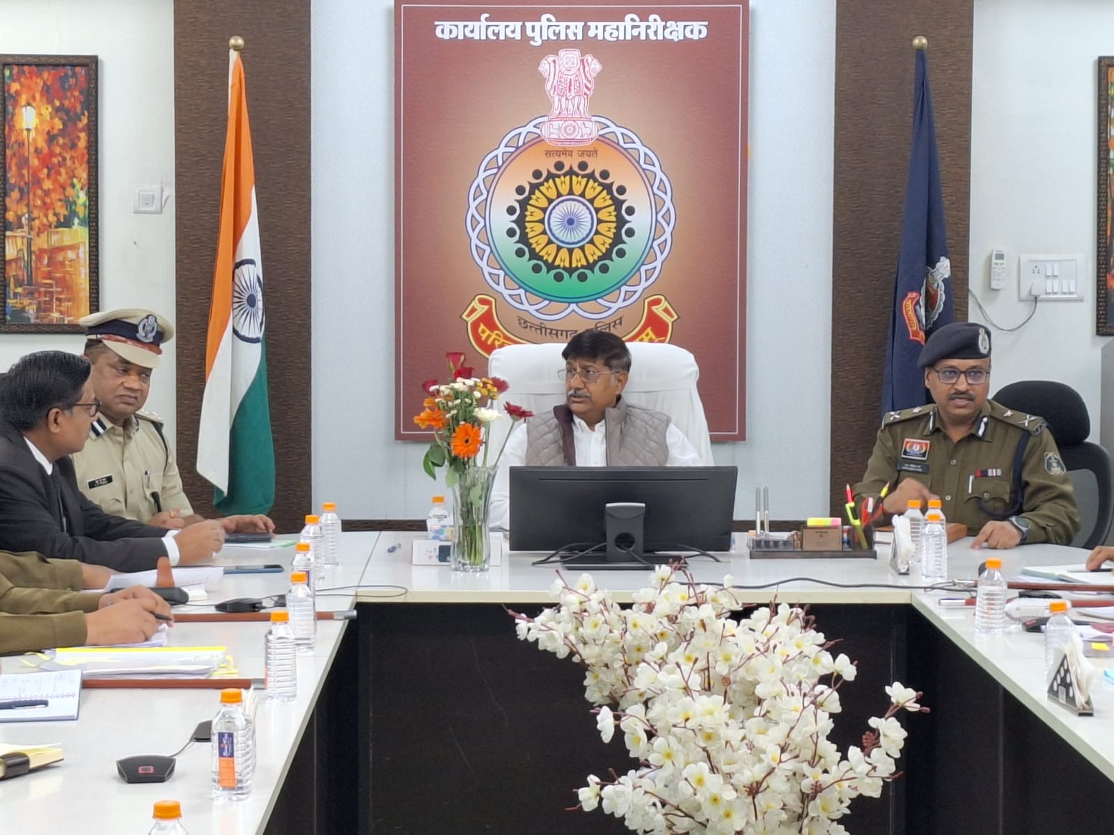 Bilaspur Loot | DGP Arun Dev Gautam Meeting; Boost Patrol & Checking