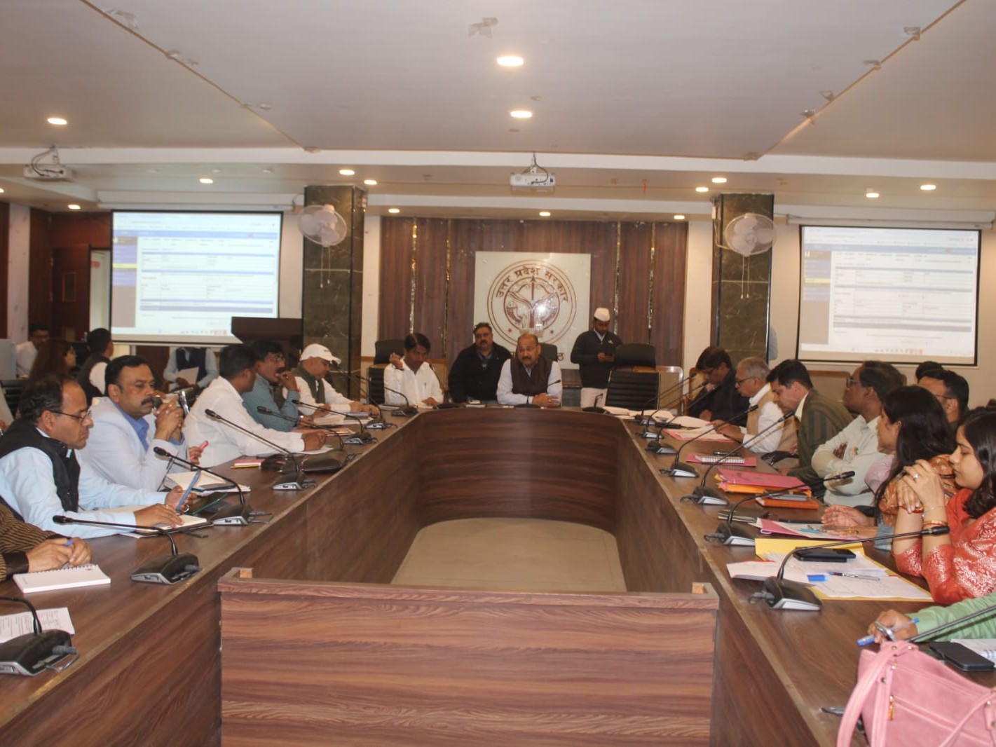 DM Orders Salary Halt For Absent Officers In IGRS Meeting