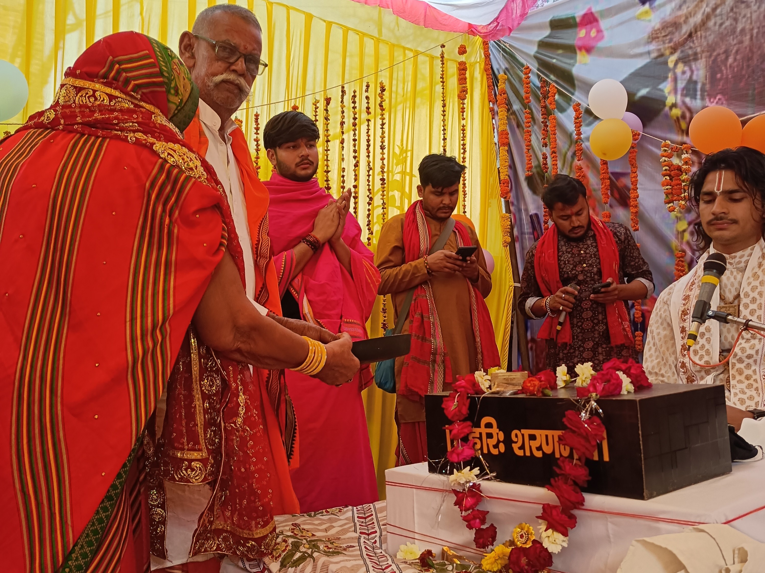 Malapur Bhagwat Katha: Srikrishna Charitra by Rajeshwar Maharaj ...