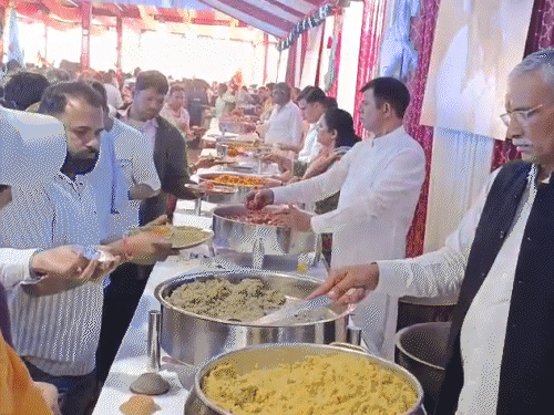 Khatu Shyam Baba Mela Bhandara: 5 Star Hotel Style Feast, New Dish Daily