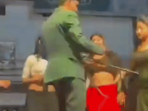 Kushinagar Pan Stall Fake Gun Dance Controversy; Youth Dances with Reel Gun