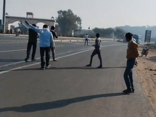 Rajasthan Festival Travel Hard | Private Bus Strike; Roadways Buses Crowded
