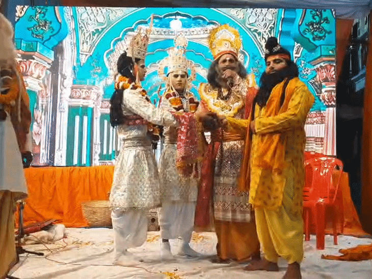 Bareilly Sita Birth Temple Flower Holi Celebration!