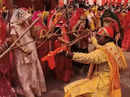Gokul Barsana Holi Fest: Krishna Dola & Chhari Mar Holi Celebrations