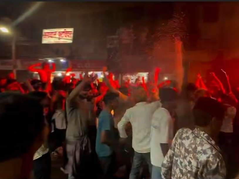 Gonda Holi Juloos: DJ Music & Kapda Faad Holi Celebration
