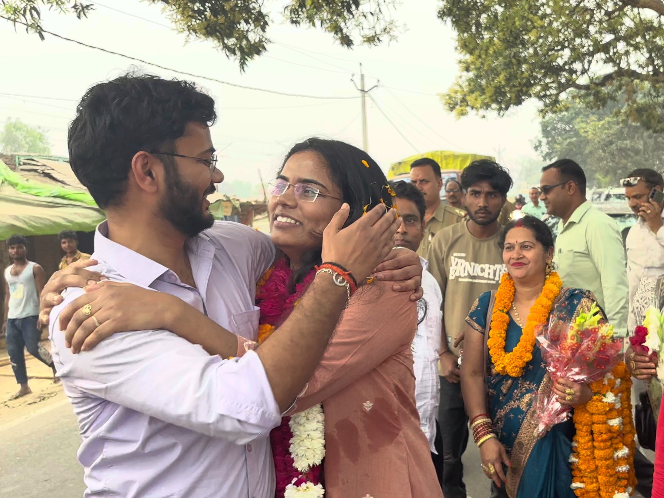 Prachi Soni UPSC Rank 680 | Hathiyagarh Welcome Maskanwa