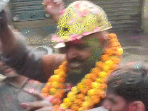 Kanpur Holi Mela: SP MLA Dances, Yamraj Mask, Water Tank Dance Viral