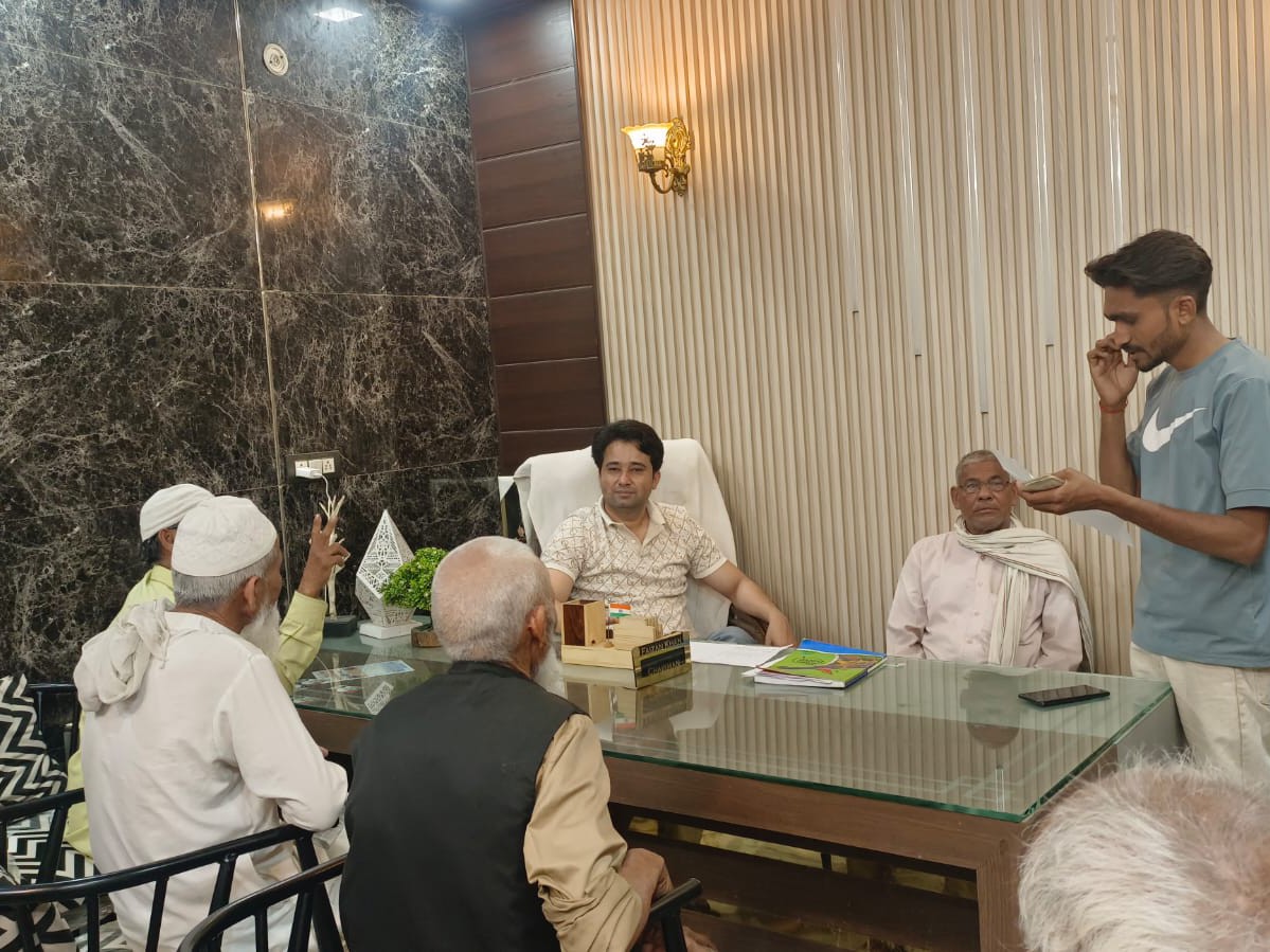 Safni Chairman Faizan Khan Housing Meeting | Govt Schemes Instructions