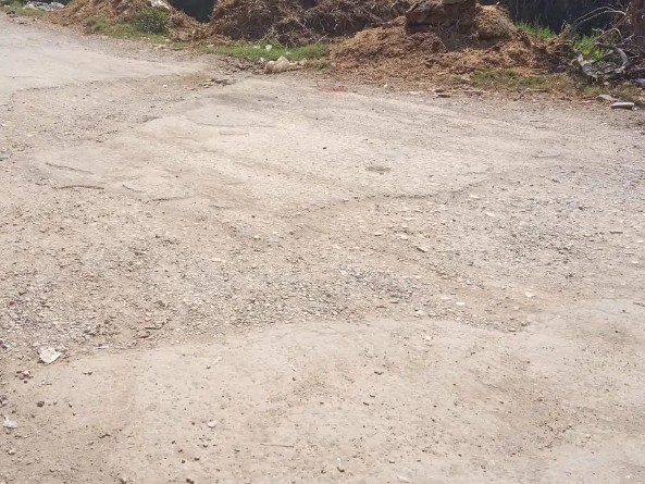 Sitapur Road Repair Woes | Salpur Lake Access Blocked