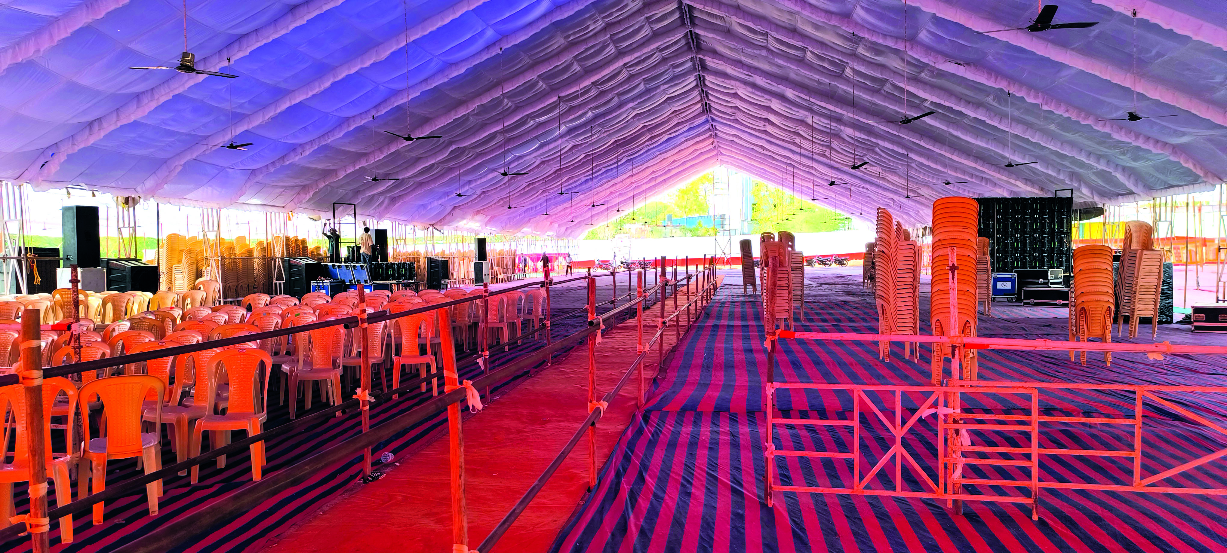 1 lakh square feet pandal, 50 jumbo coolers, fountains and LEDs