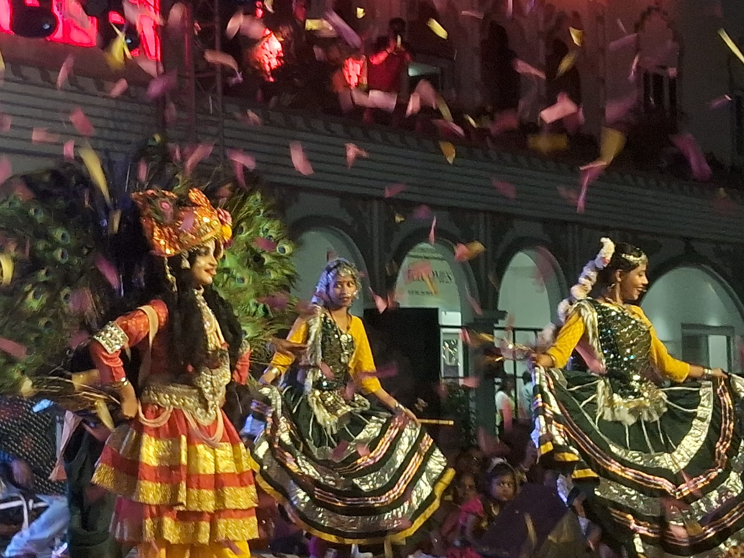 Prayagraj ISKCON Temple Hosts Phoolon Ki Holi; Mayor Attends