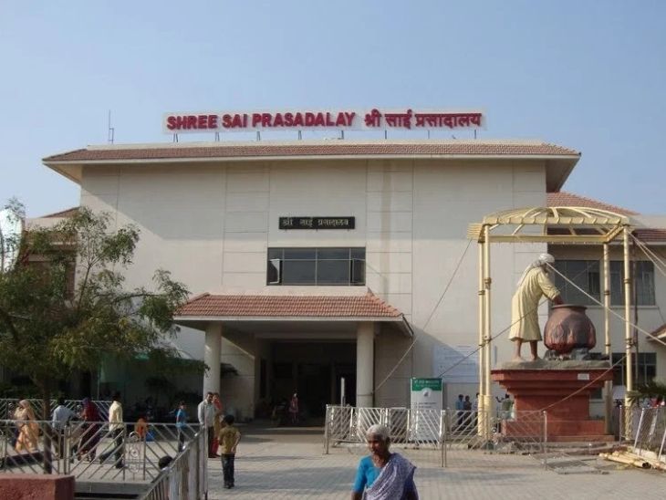 Shirdi Sai Trust Solar Cooking Feeds 40K Devotees | Saves Gas