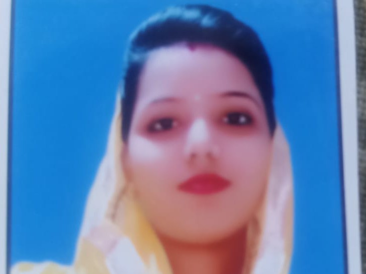 Panipats Nishu Grover Honored by Haryana CM for Free Sewing Classes