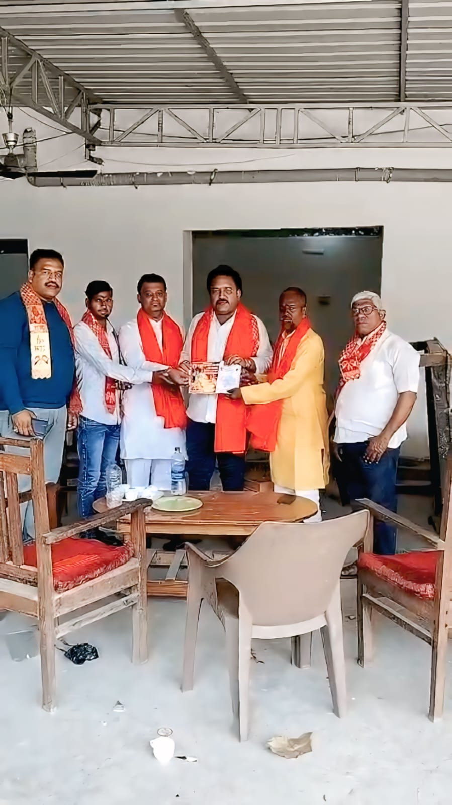 Roshan Pathak became the patron of Garhwa Ramnavami Puja Committee General
