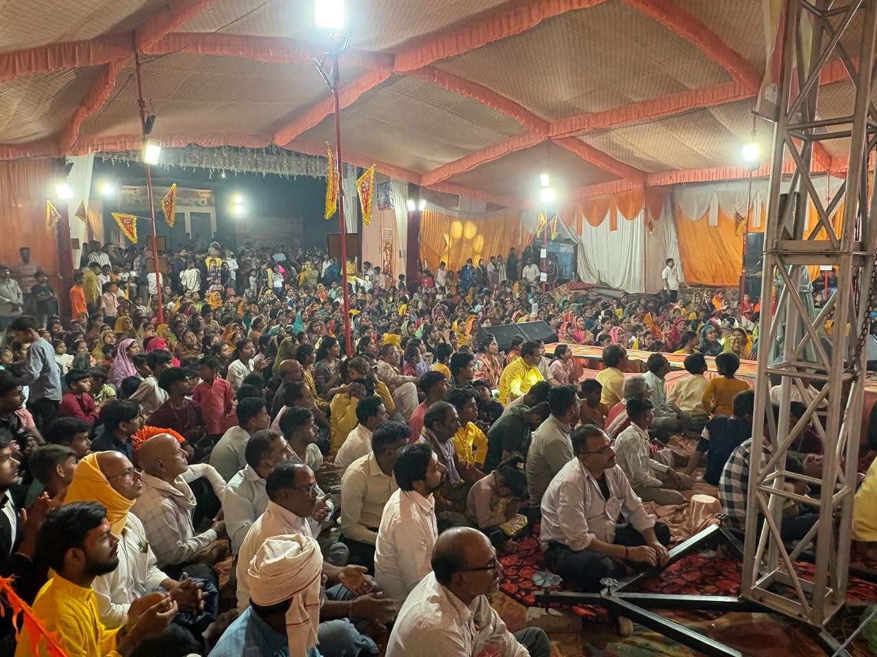 Bakhera Balaji Darbar: Devotees Celebrate Bhakti Night With Bhajans