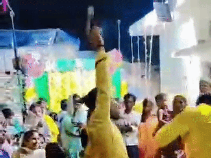 Tikri Bazaar Viral Video | Gun Dance Controversy Police Probe