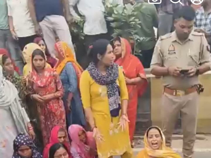 Banhtala Flyover Protest | Lonni Road Block, 2 Arrested