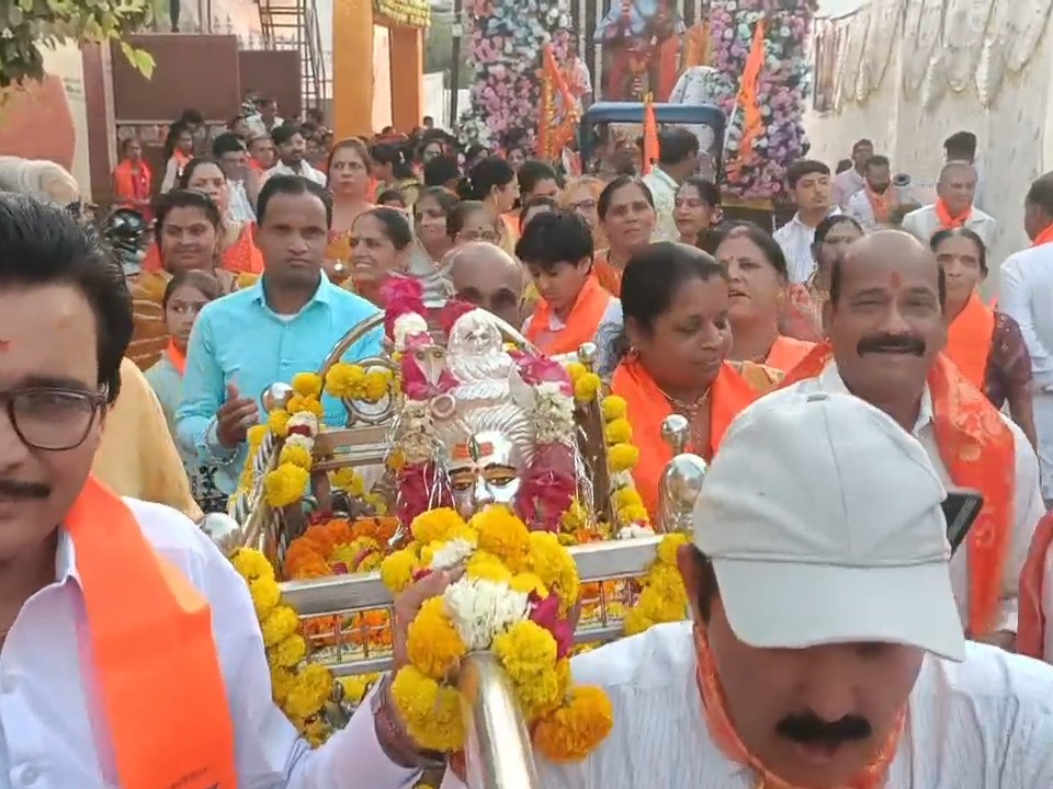 Khargone Shobhayatra Honors 25+ Students | Hatkeshwar Jayanti