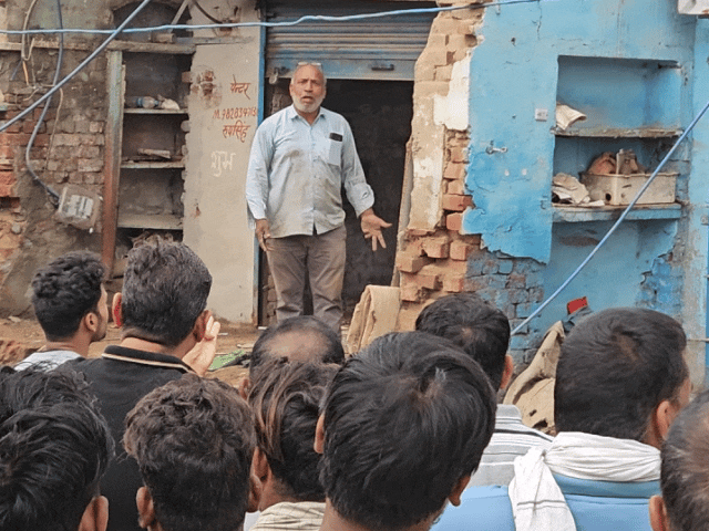 Bharatpur Nagar Nigam Demolishes Trust Land Encroachment | Commercial Use