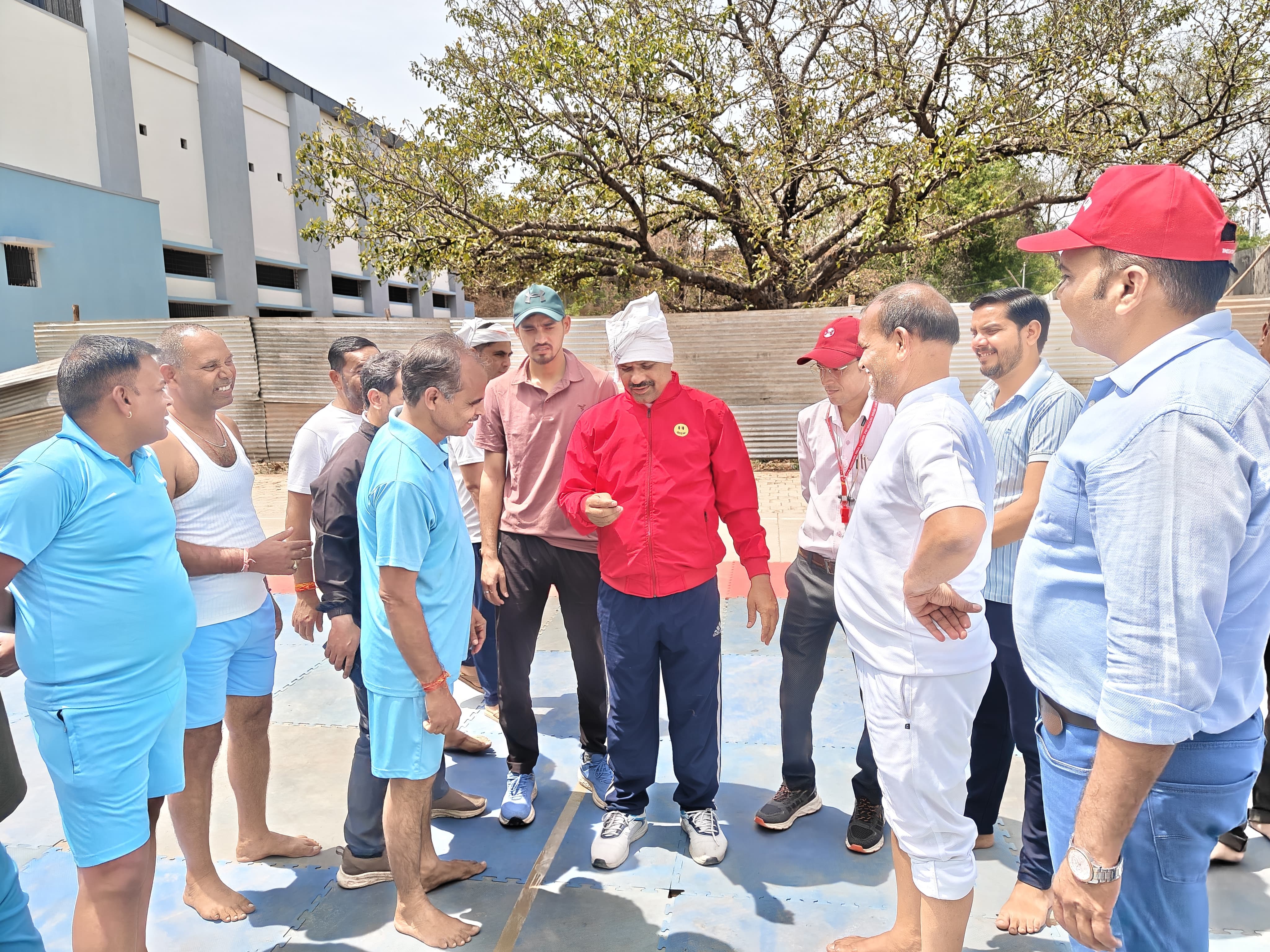 Sabalgarh and Kailaras teams were the winners in the sports competition