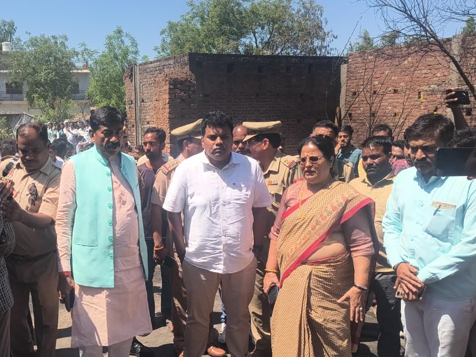 Sitapur Fire: Lightning Strike Destroys Homes, Relief Provided