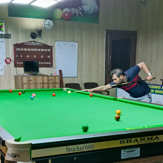 Alexander Club Snooker Competition: Young & Veteran Players Clash