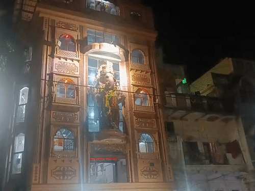Kanpur Siddhi Vinayak Temple Silver Crowns Stolen; CCTV Footage Shows ...