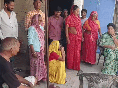 Alwar Man Train Accident Near Dig | Missing Family Head Found