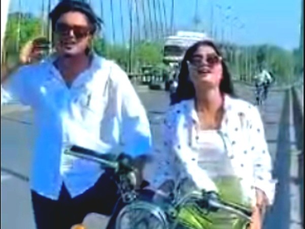 Prayagraj Bullet Dance Reel Viral | Police Instructions Ignored
