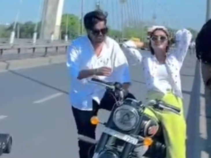 Prayagraj Bullet Dance Reel Viral | Police Instructions Ignored