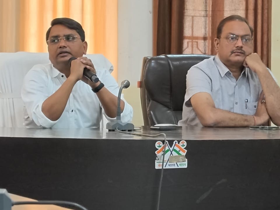 Sikanderpur SDM Sunil Kumar Pays Tribute to Ambedkar; Seminar Held