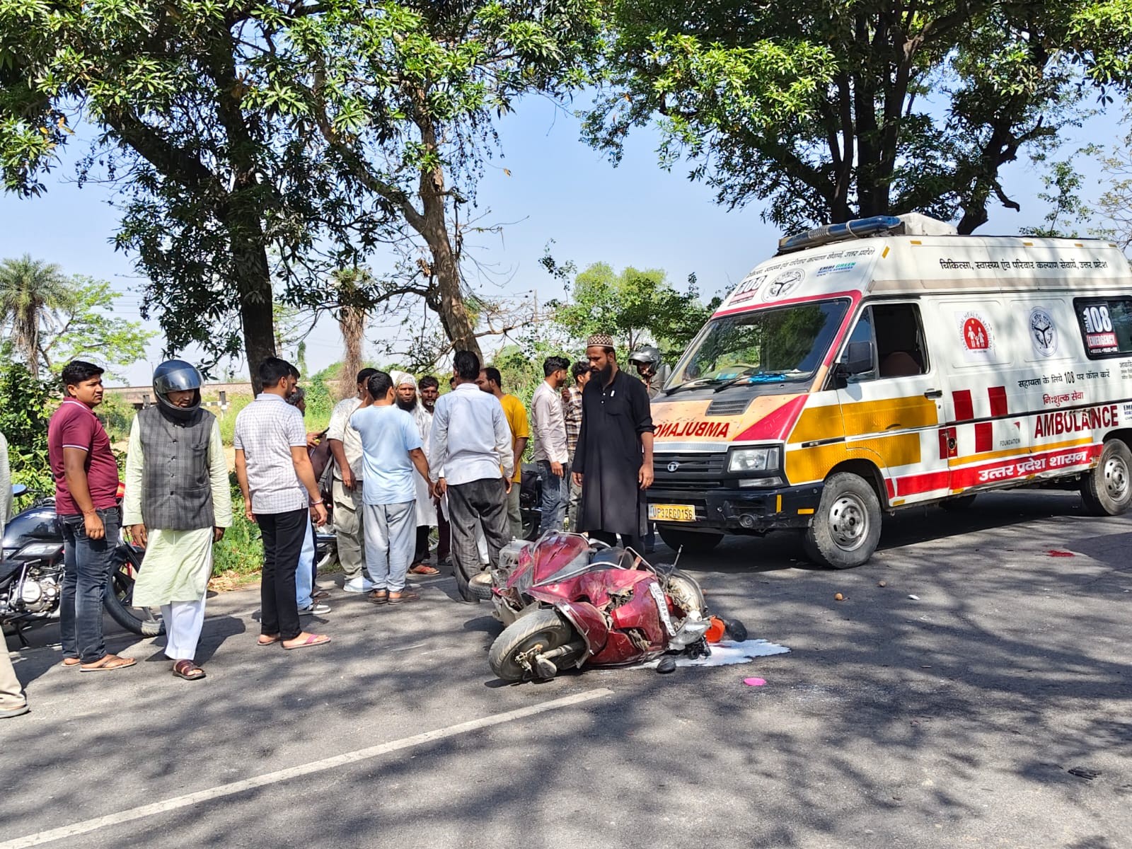 Syohara Accident: Elderly Man Dies, Youth Critically Injured | Bike ...
