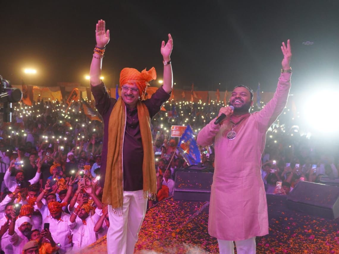 Kanhaiya Mittal Bhajans Lucknow | 15,000 Devotees Attend Dharm Utsav