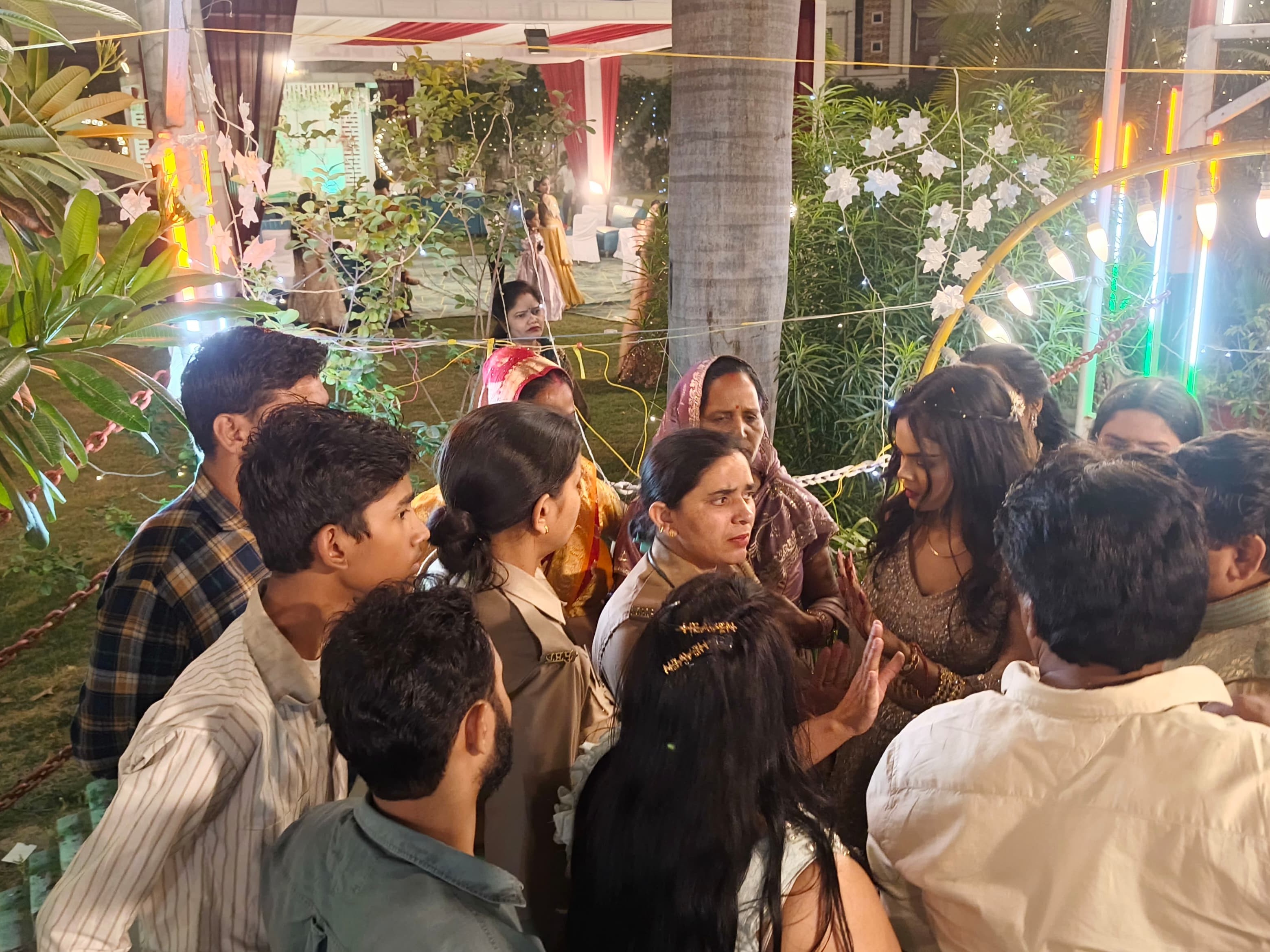 Hapur Groom Collapses on Wedding Stage; Bride Cries Life Ruined