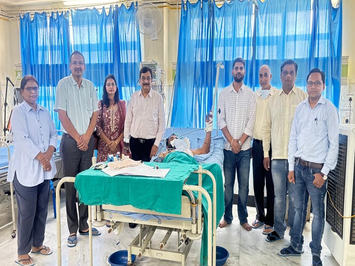 Udaipur Doctors Save Man With Iron Pipe Through Chest | Accident Survivor