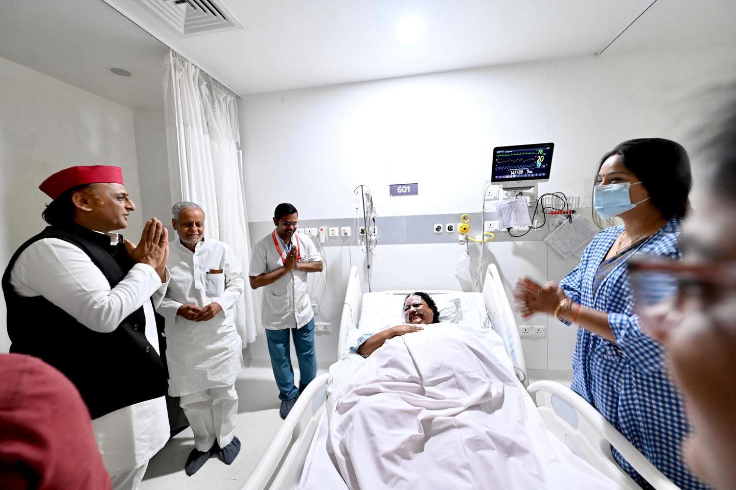 Bahraich Fire Accident: Ex-Minister Anupama Jaiswal Injured; Akhilesh ...