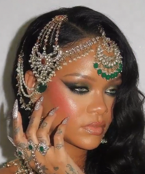 Rihanna Stuns in Green-Pink Saree, Jewellery Post Mumbai Trip | Photos